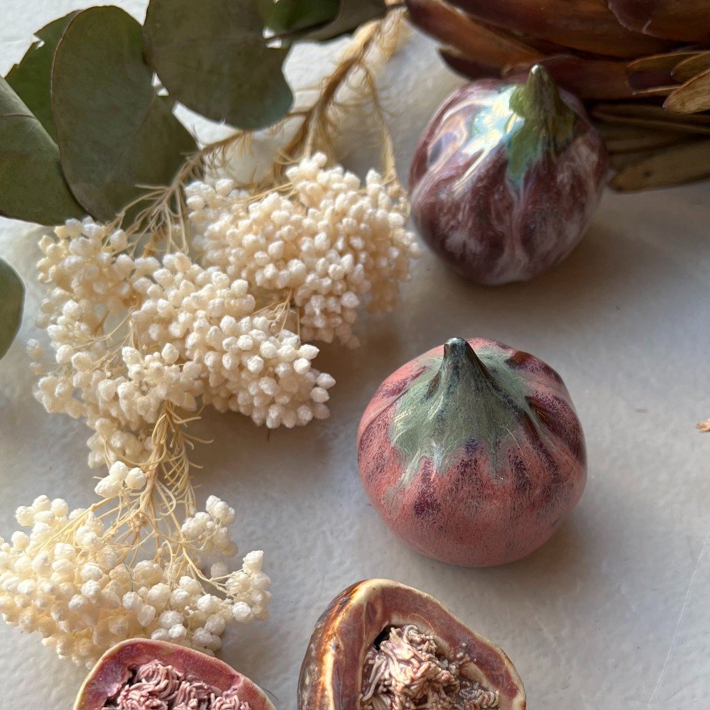 pYckd | Fig Ceramic Figurine