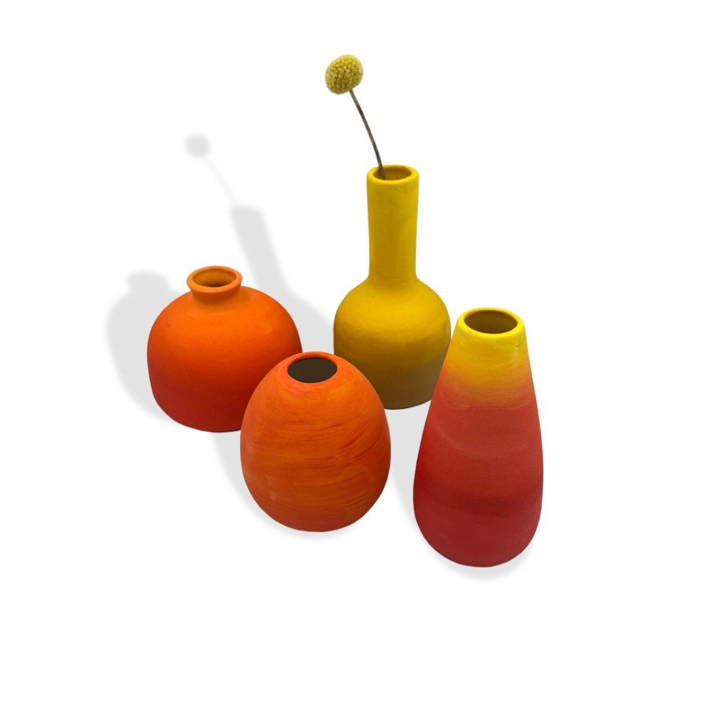 pYckd | Set of four ceramic sunset color vases